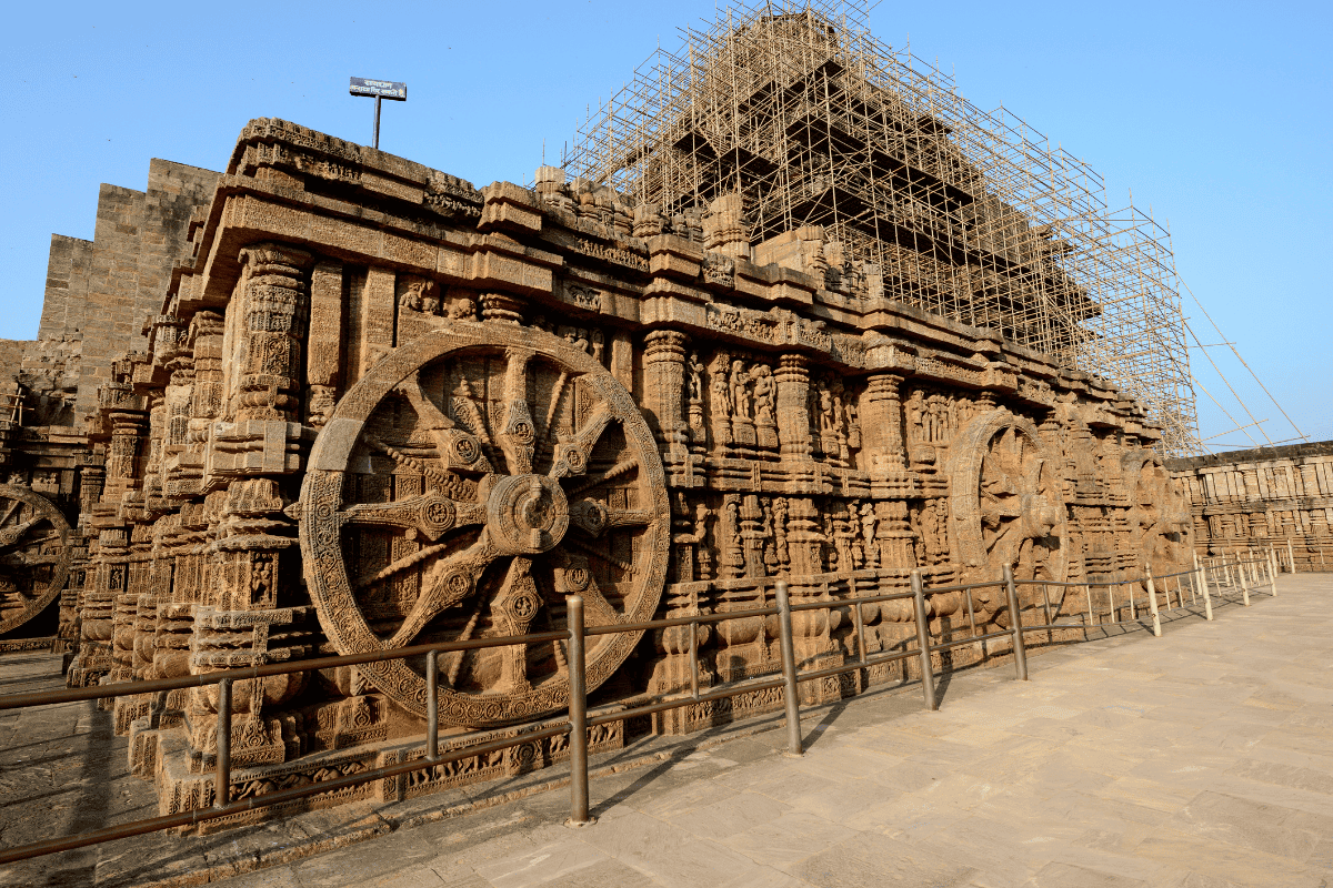 Konark Sun Temple Guide: History, Architecture, Science & How to Reach ...